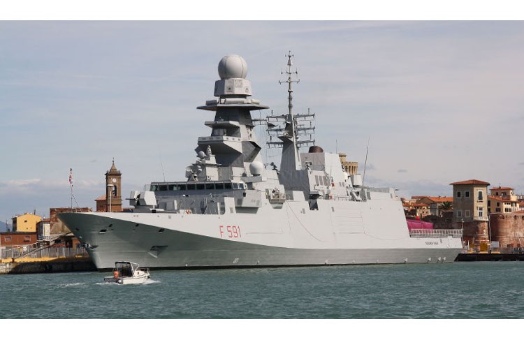 Nave Virginio Fasan partita per l'operazione Active Endeavour