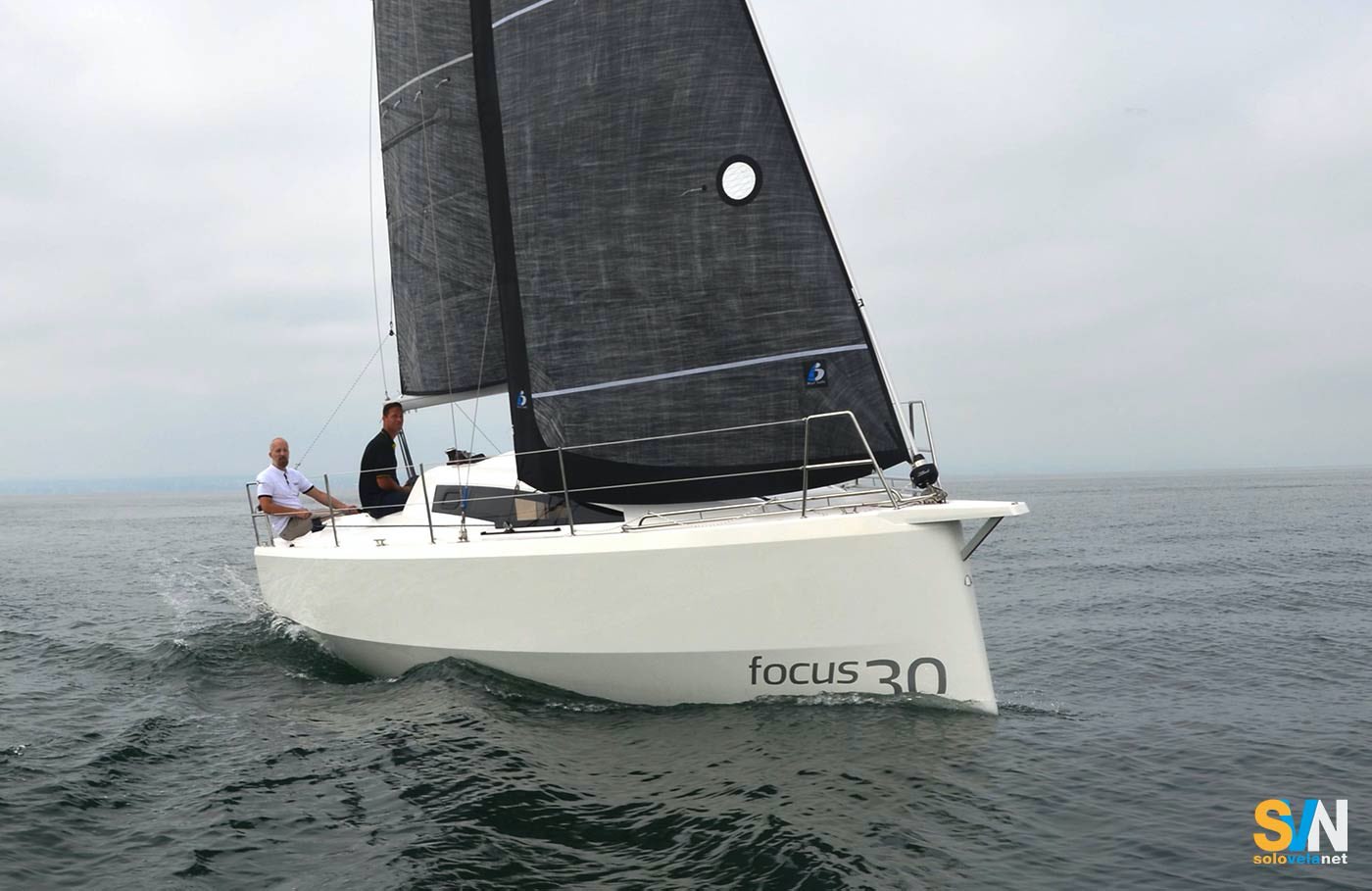 Focus 30, nove metri a vela con stile